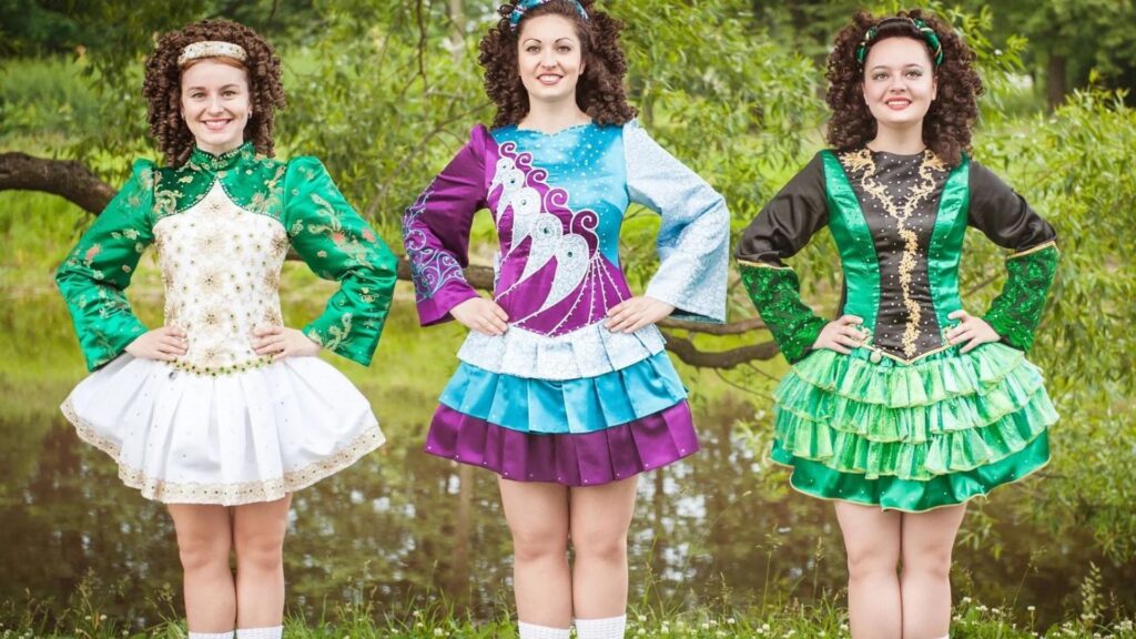 Traditional Irish Clothing and Attire